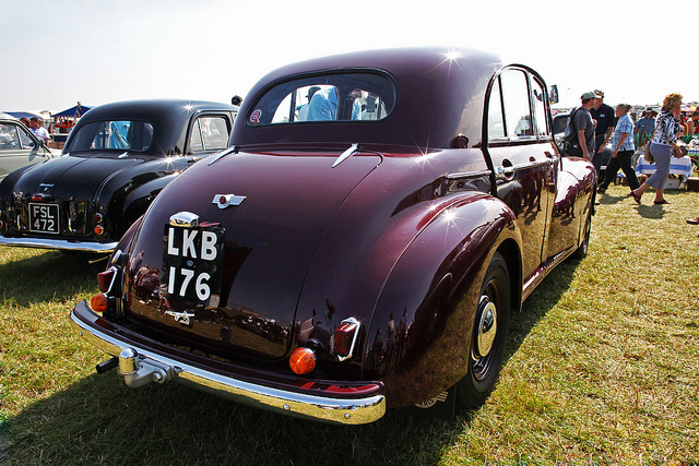 Morris Six – The Transport Journal
